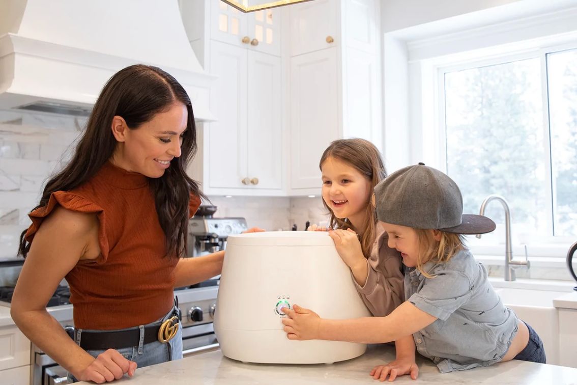 Compost Machines: What They Are + Top 5 Options in 2022 – Pela Case